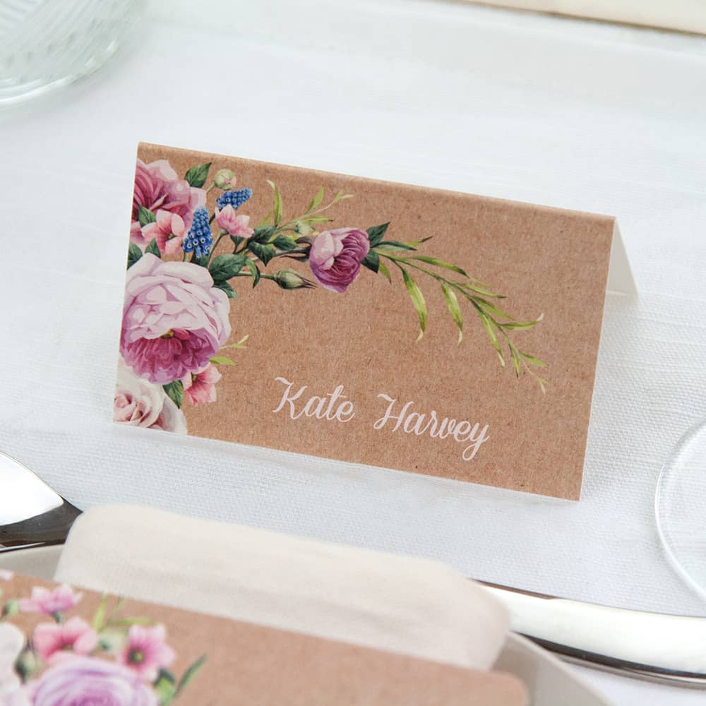 What Size Should Wedding Place Cards Be?